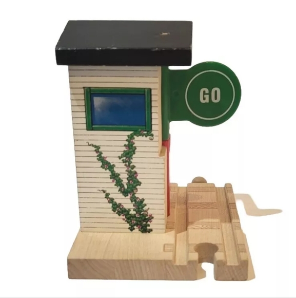 Gullane | Toys | Vintage 20 Thomas Friends Stop Go Station Train Set ...